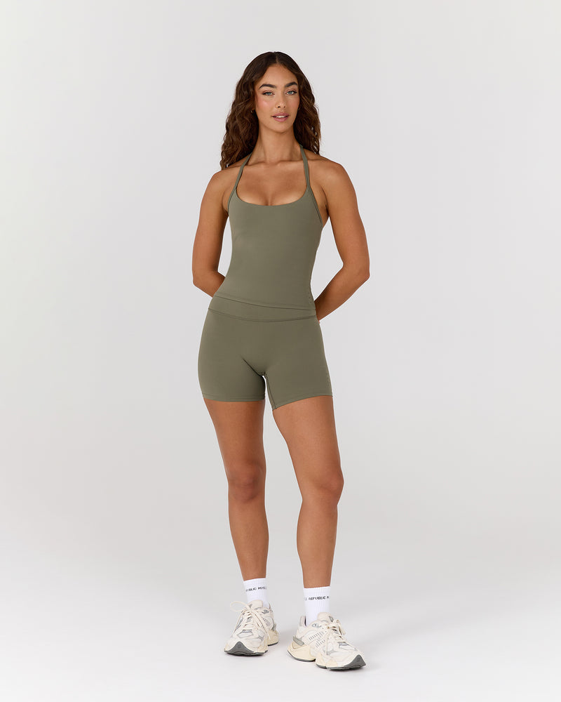AIRE SCOOP NECK HALTER TOP - OLIVE SMOKE – MUSCLE REPUBLIC