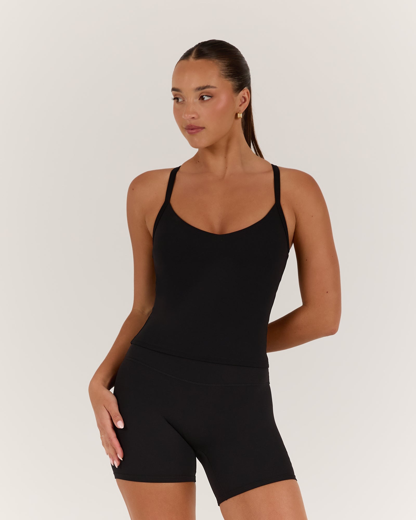 AIRE V NECK CROSS BACK TOP - BLACK – MUSCLE REPUBLIC