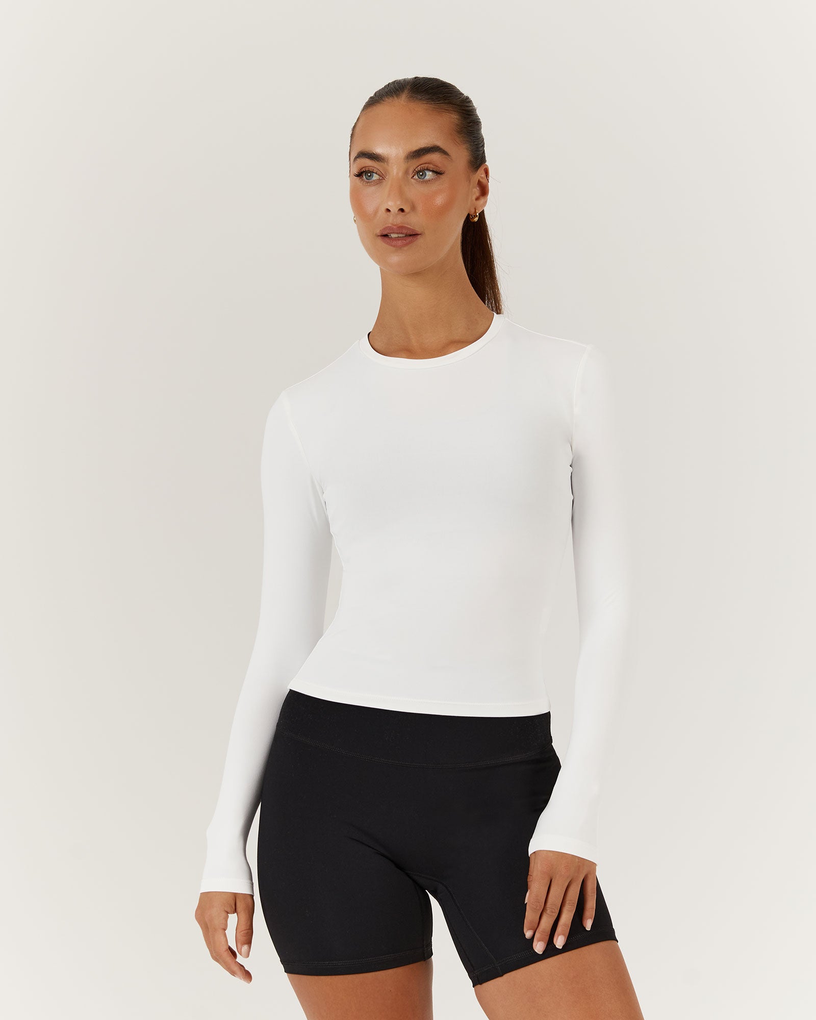 ATHLEISURE LONG SLEEVE TOP - OFF WHITE – MUSCLE REPUBLIC