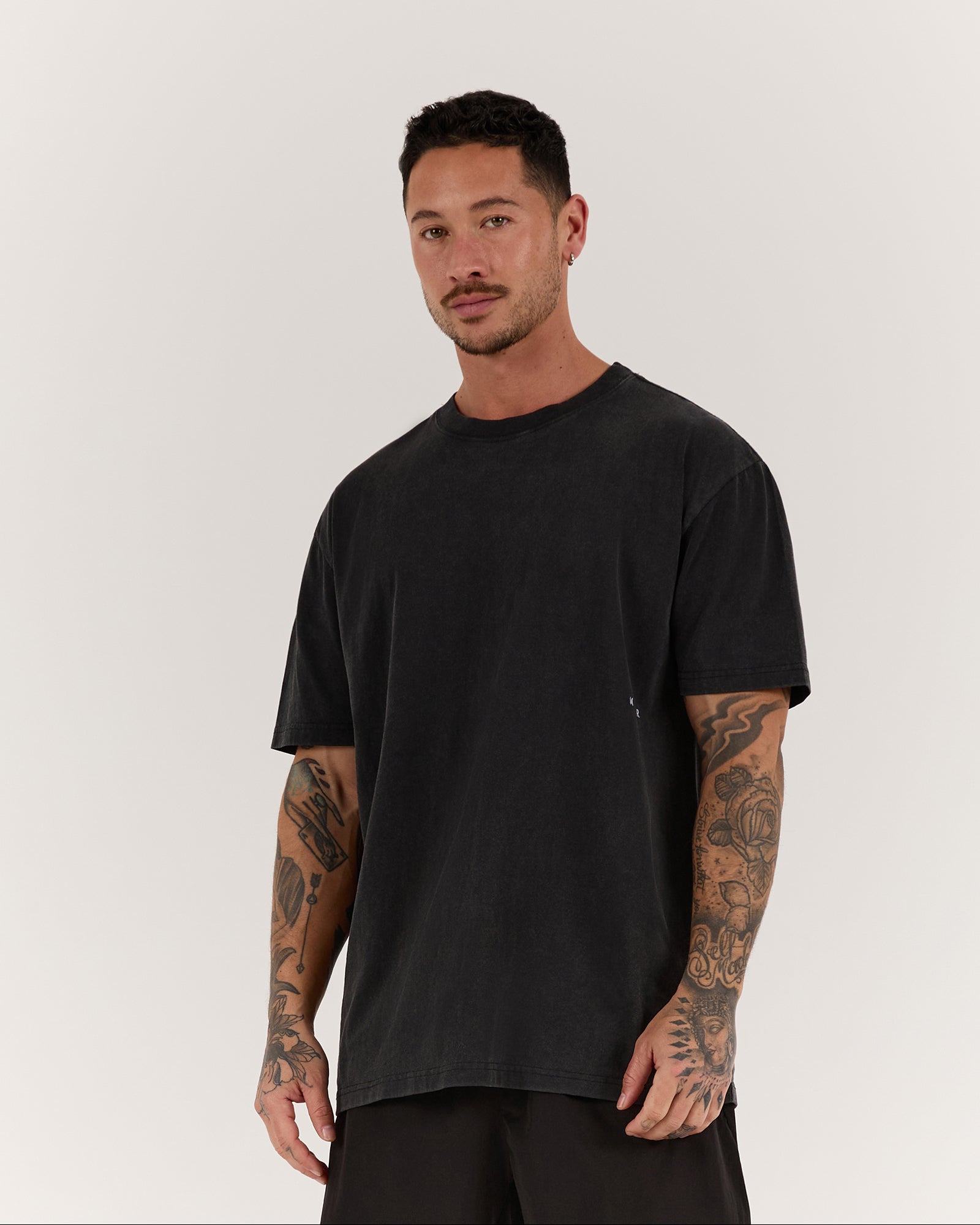 ETERNAL TEE - FADED BLACK – MUSCLE REPUBLIC