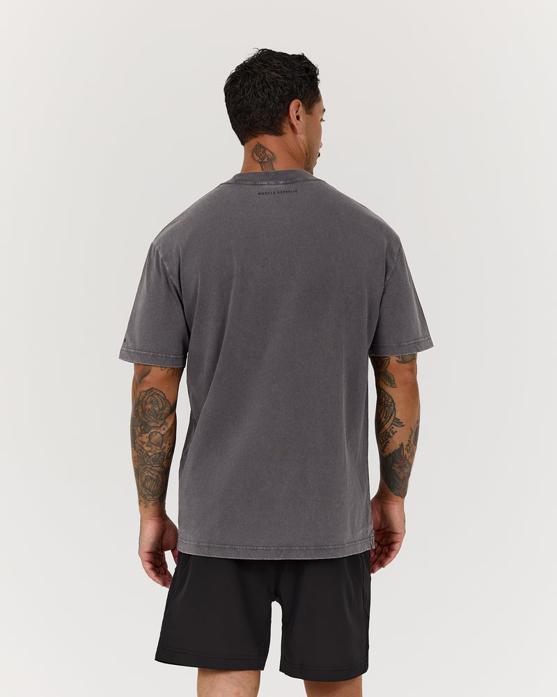 EVOLUTION RETRO TEE - CHAR – MUSCLE REPUBLIC