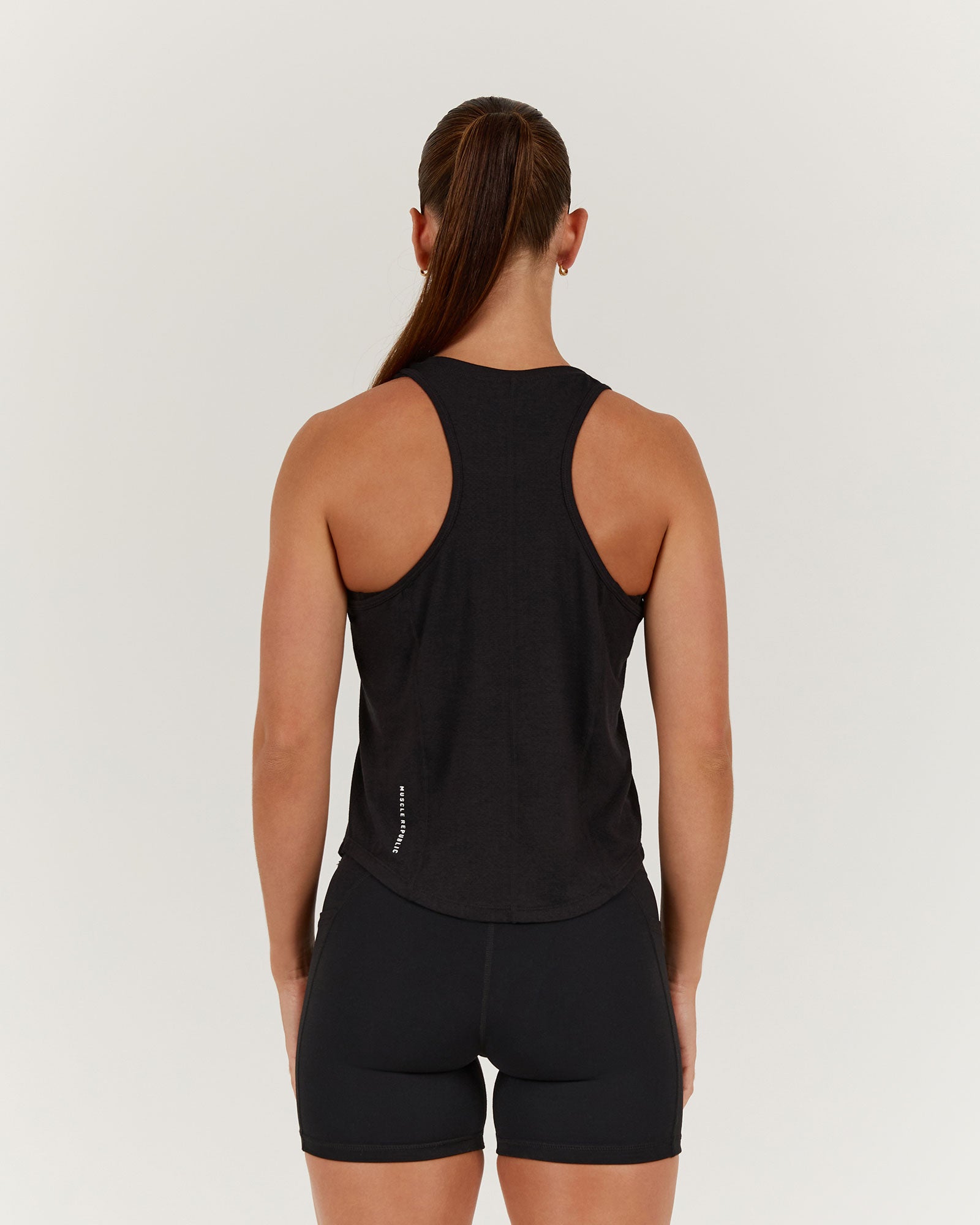 INTERVAL SINGLET - BLACK – MUSCLE REPUBLIC