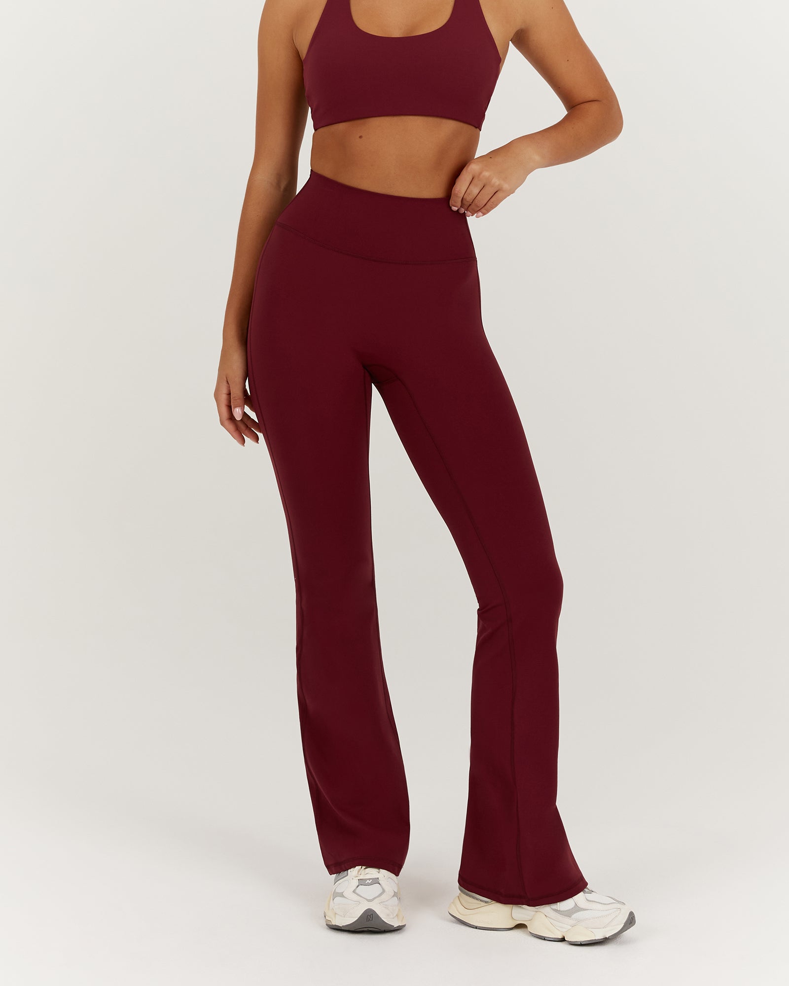 LUXE BELLA FLARES - BERRY – MUSCLE REPUBLIC