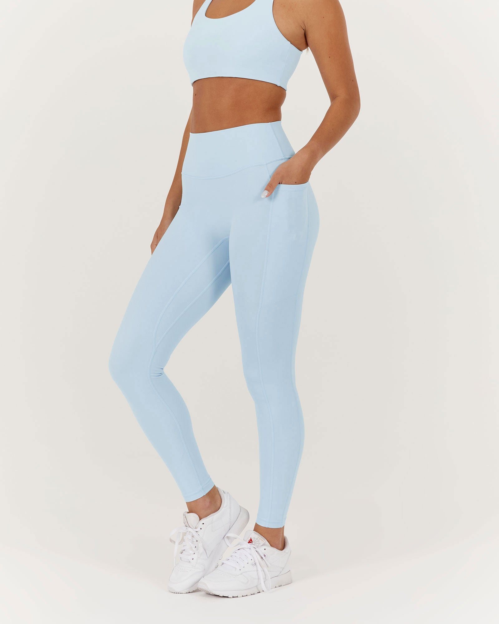 MOTION POCKET LEGGINGS 28" - ICE BLUE – MUSCLE REPUBLIC