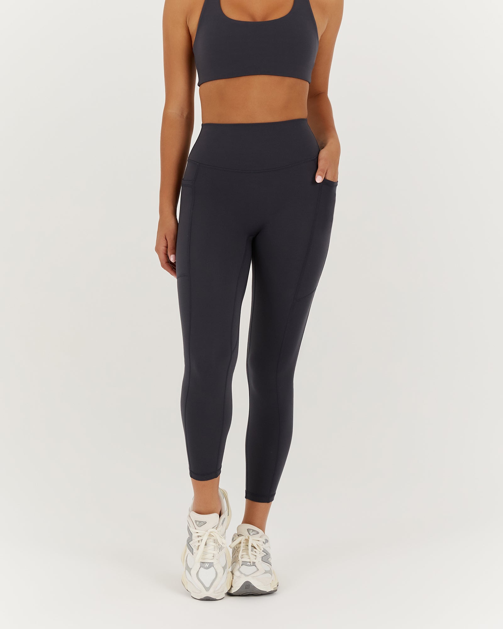 MOTION 360 POCKET LEGGINGS 24" - STORM – MUSCLE REPUBLIC