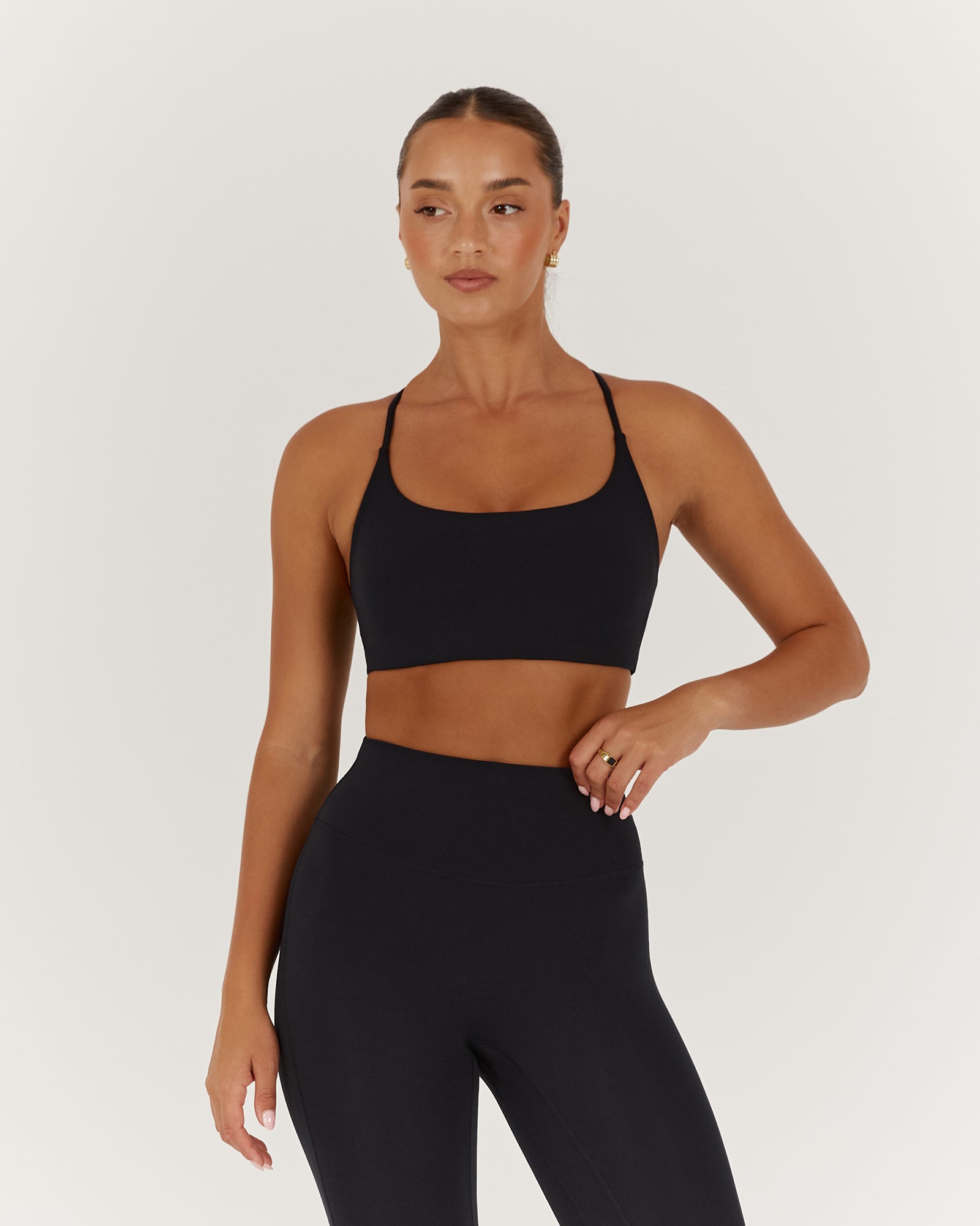 MOTION 360 THIN STRAP BRA - BLACK – MUSCLE REPUBLIC