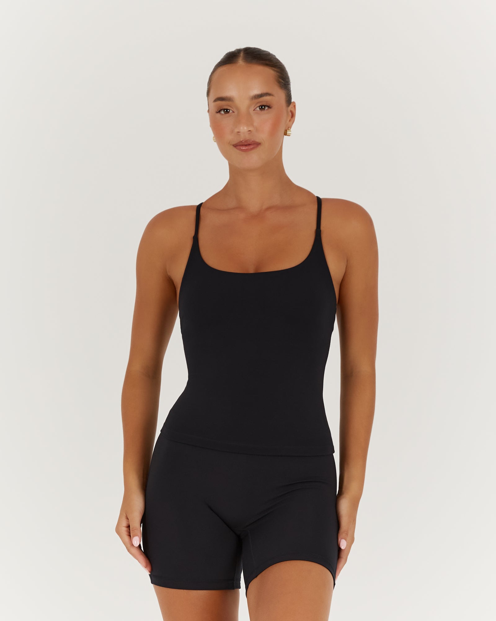 MOTION 360 THIN STRAP TOP - BLACK – MUSCLE REPUBLIC