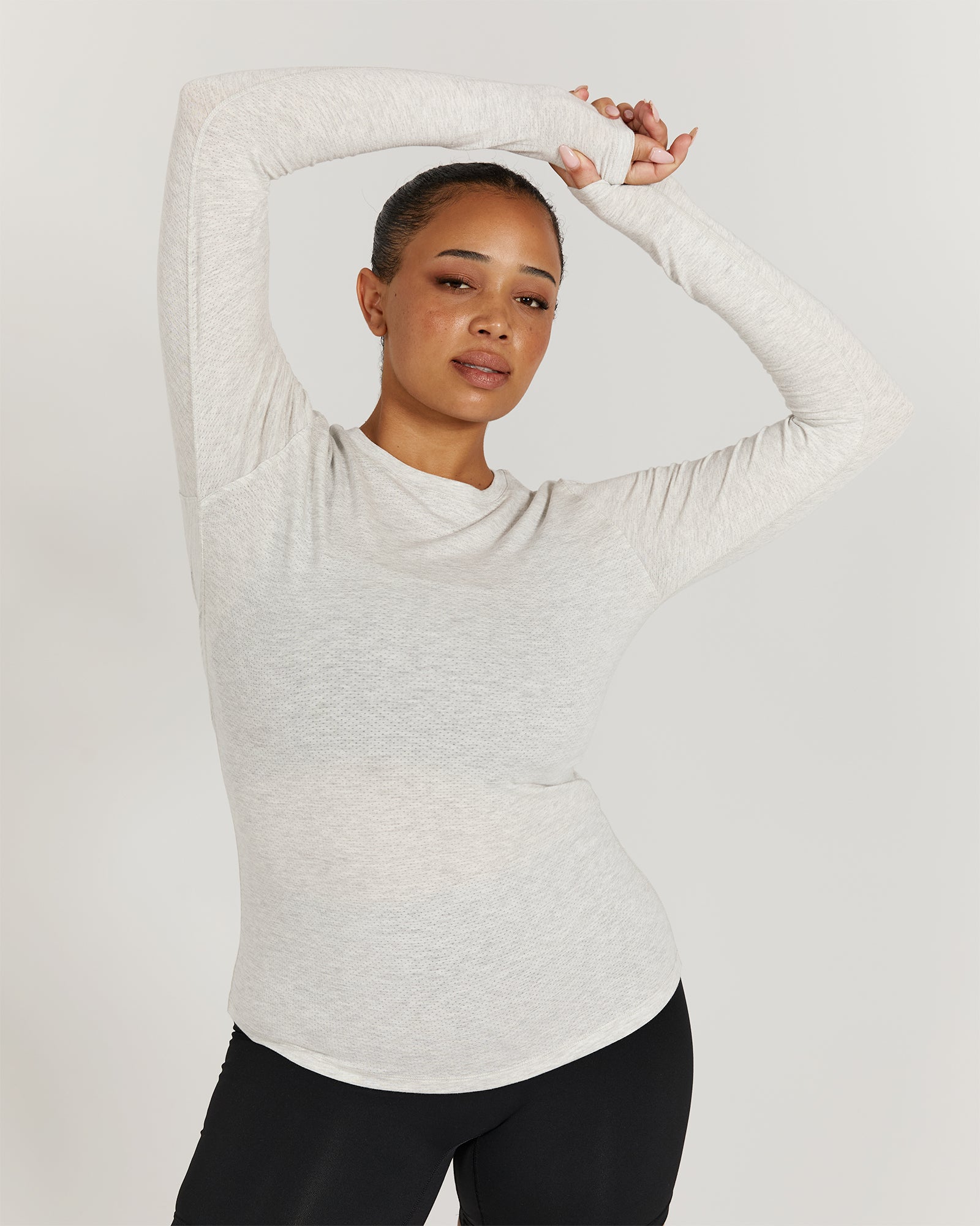 MYLA FITTED LONG SLEEVE - SNOW GREY – MUSCLE REPUBLIC