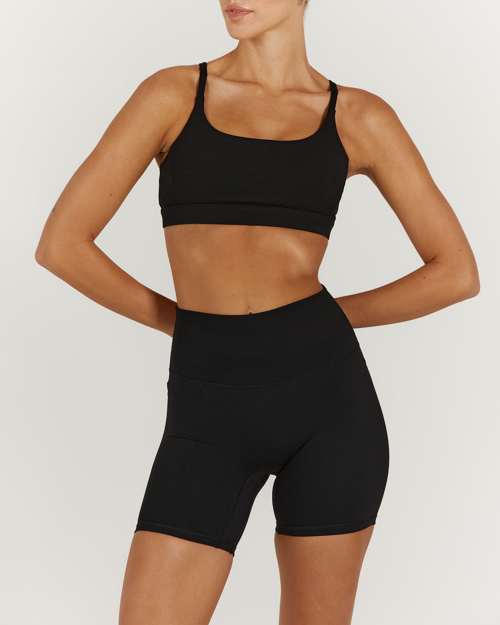 LUXE BIKER SHORTS V2 - BLACK – MUSCLE REPUBLIC