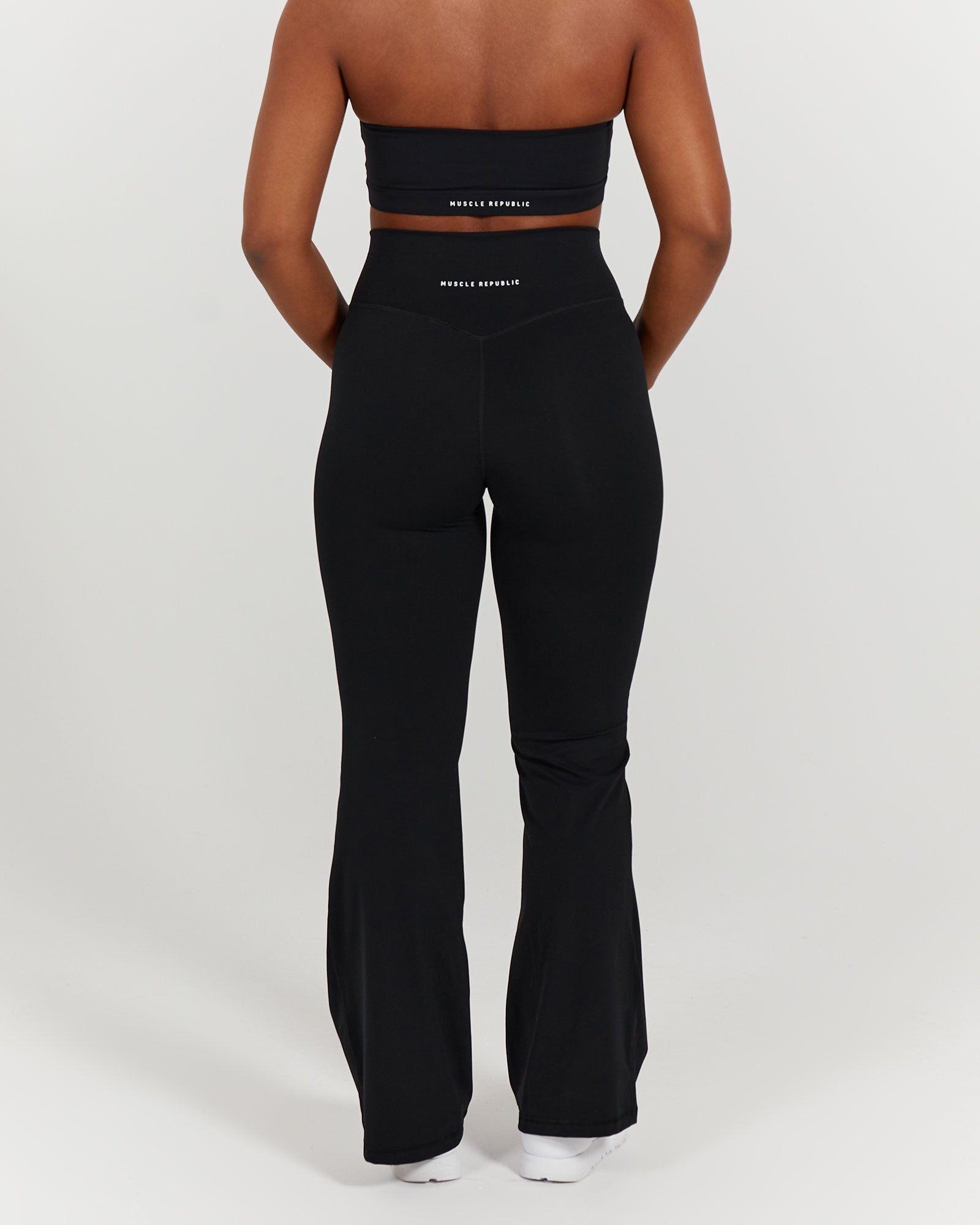 LUXE BELLA FLARES - BLACK – MUSCLE REPUBLIC