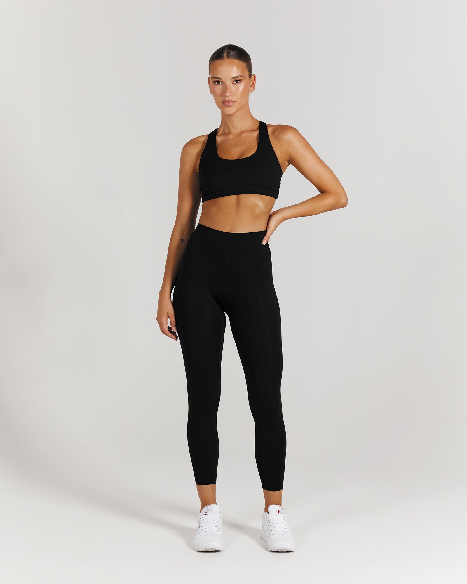 LUXE LEGGINGS 24" - BLACK – MUSCLE REPUBLIC