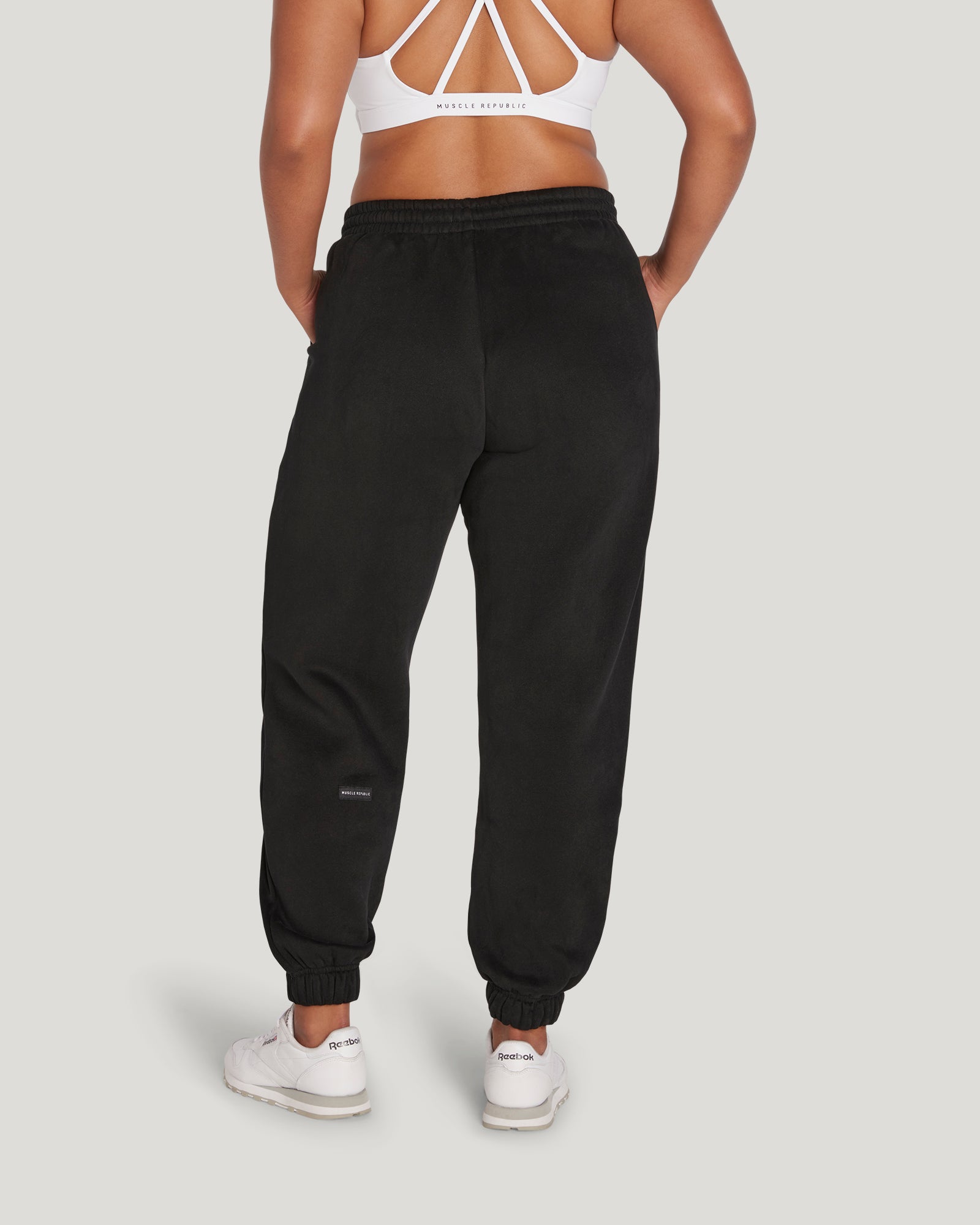 OVERSIZED TRACKIES - BLACK – MUSCLE REPUBLIC