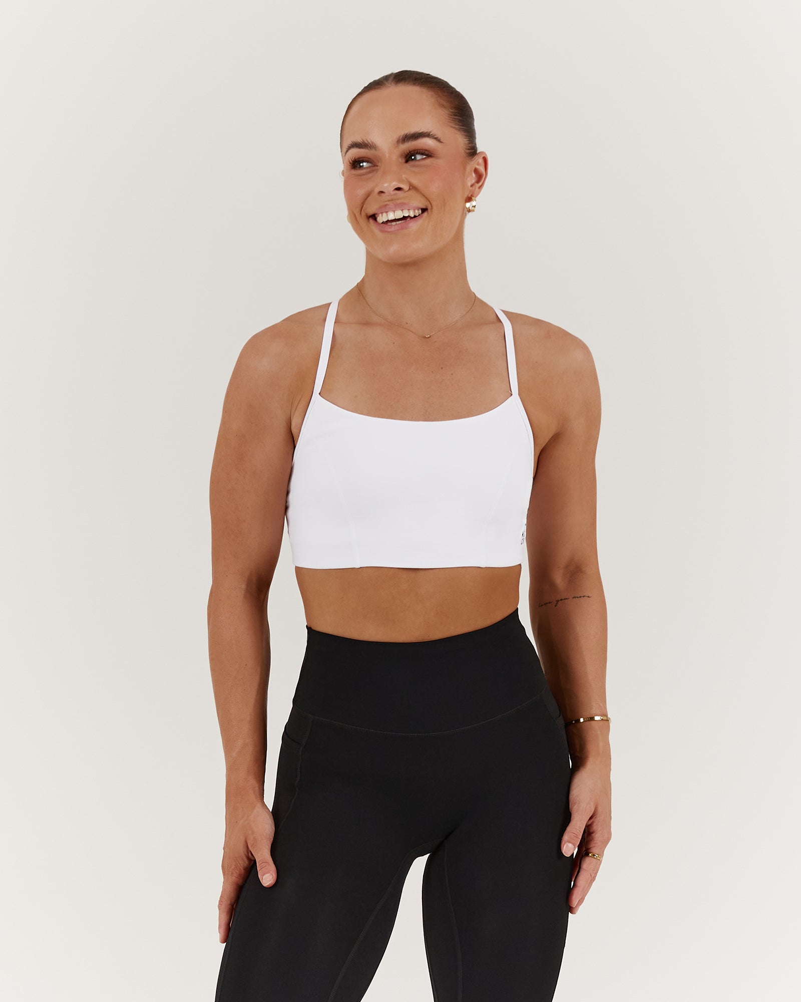 SCULPT 255 BRA - WHITE – MUSCLE REPUBLIC