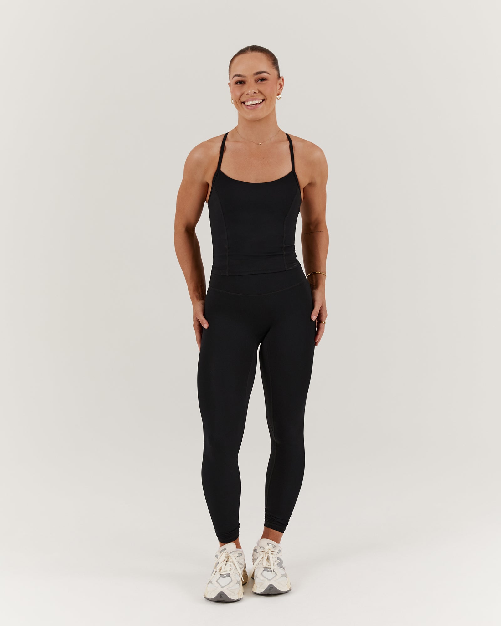 SCULPT 255 TOP - BLACK – MUSCLE REPUBLIC