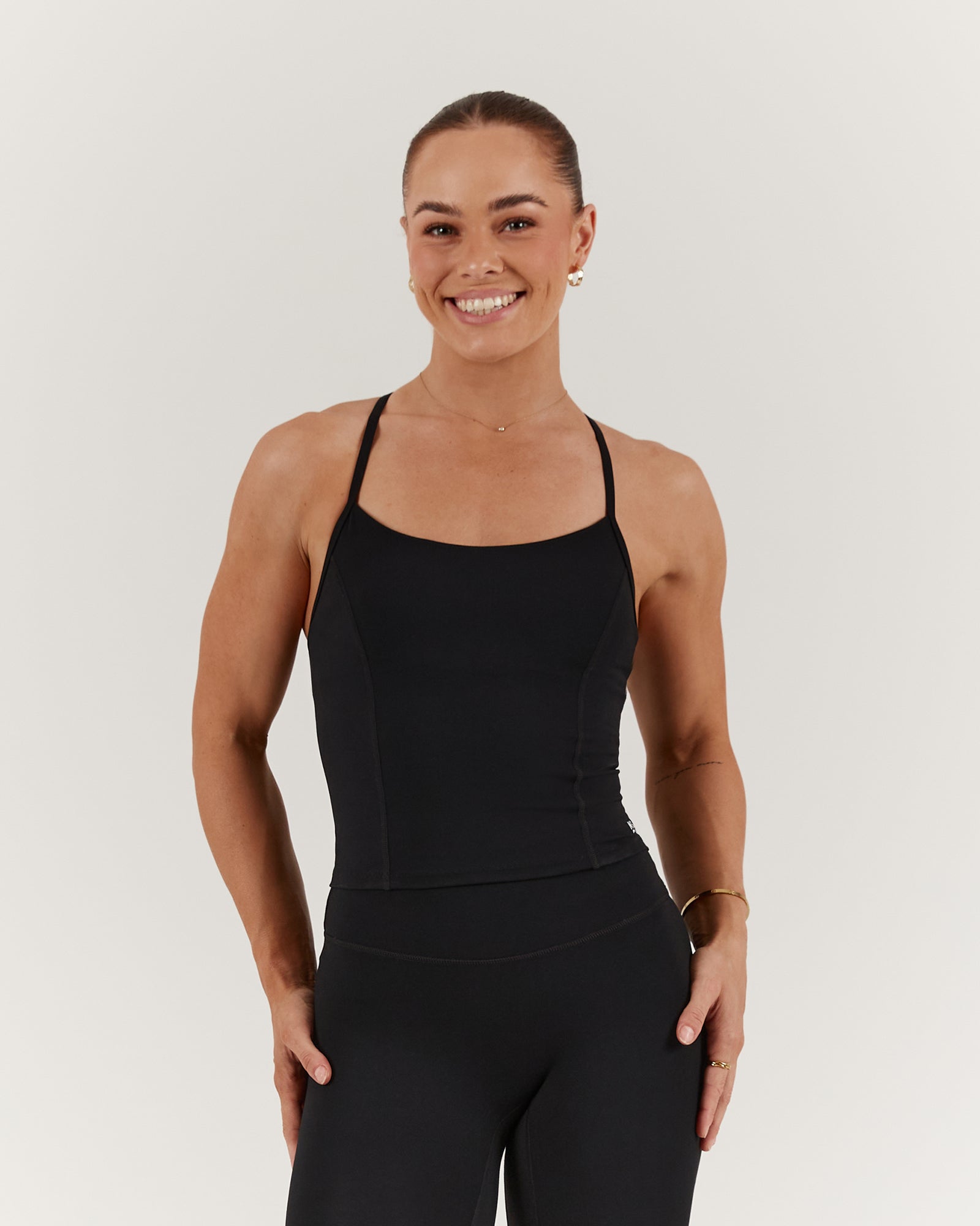 SCULPT 255 TOP - BLACK – MUSCLE REPUBLIC