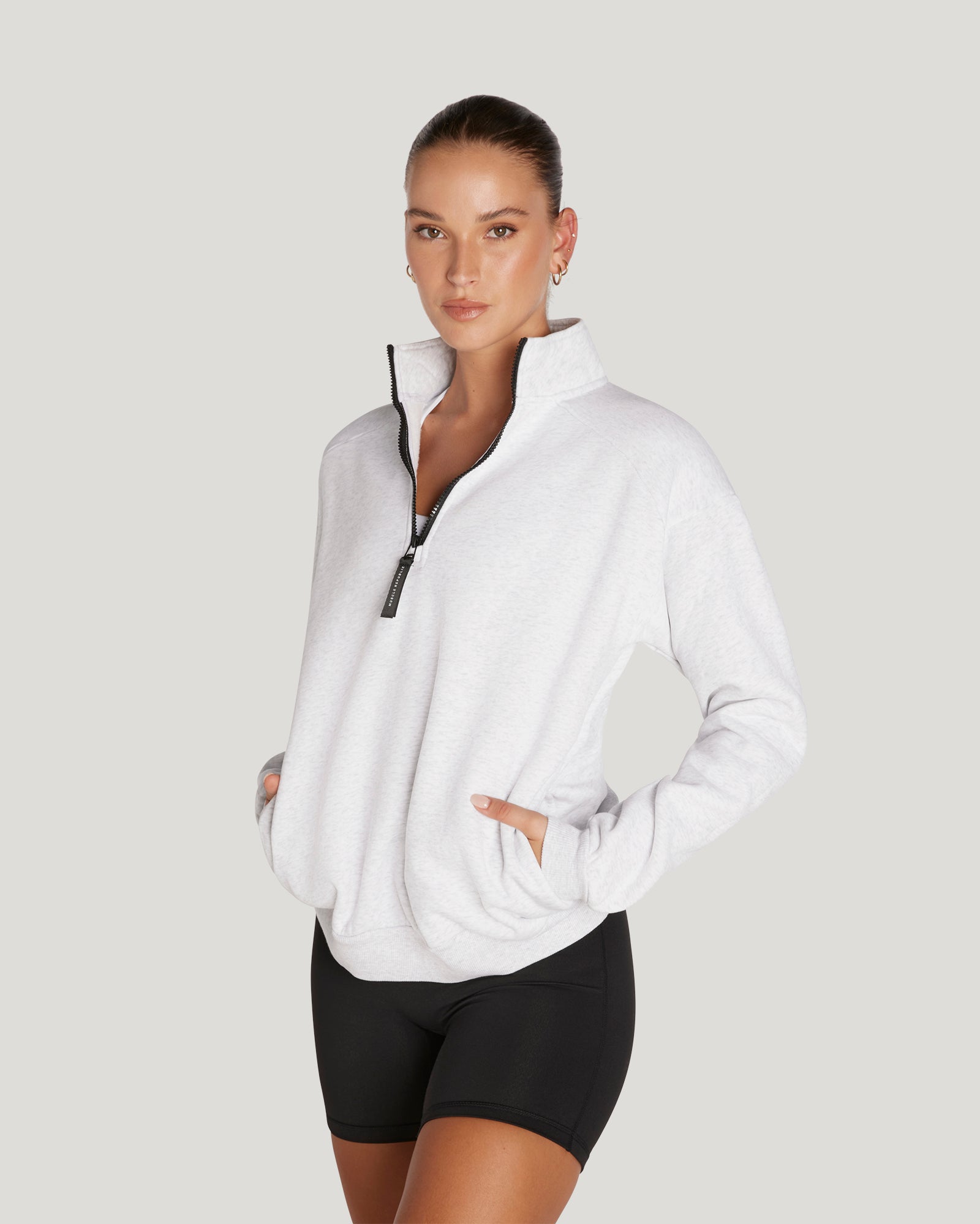 SPORTS 1/4 ZIP JUMPER - SNOW GREY – MUSCLE REPUBLIC