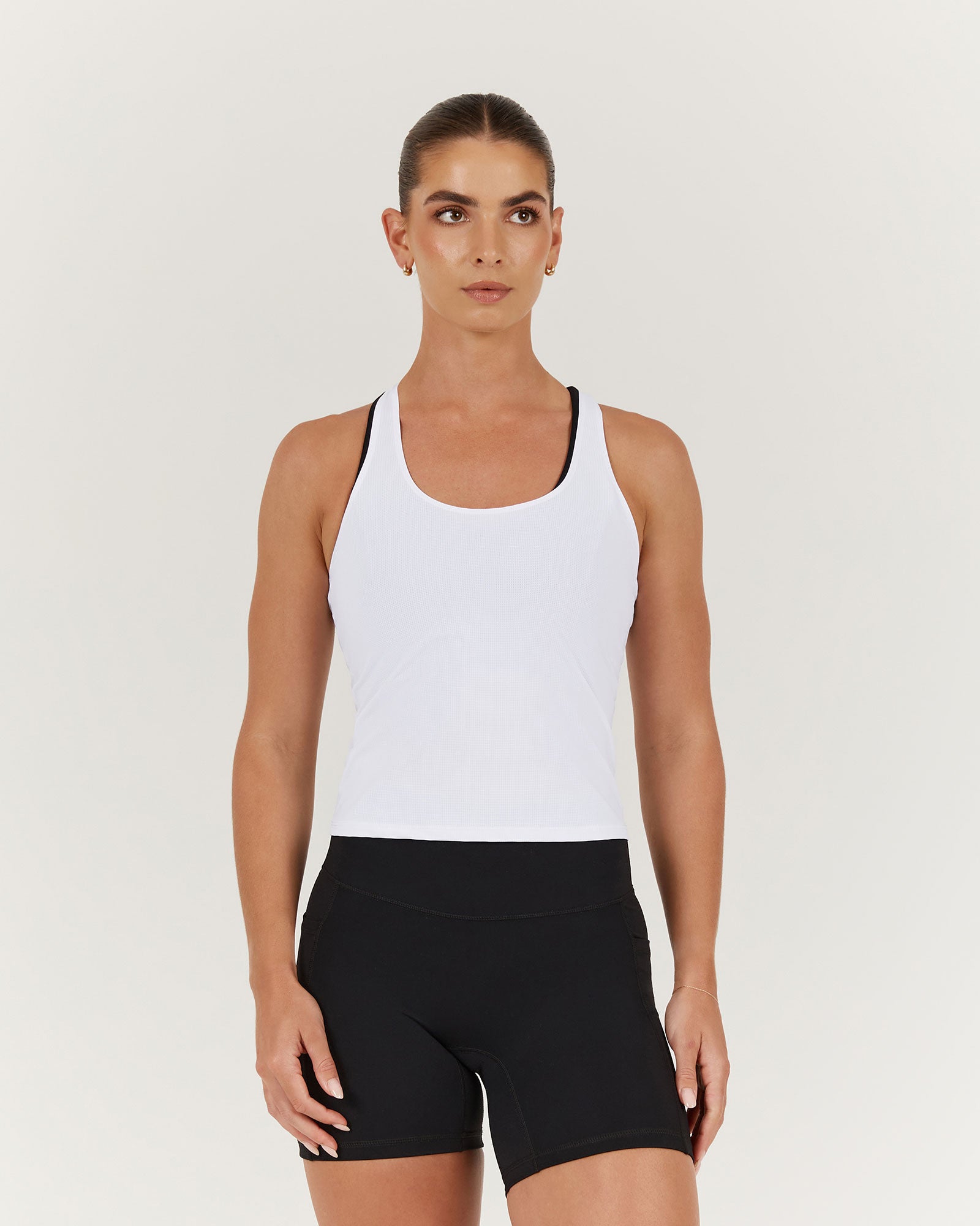 STRIDES TANK TOP - WHITE – MUSCLE REPUBLIC
