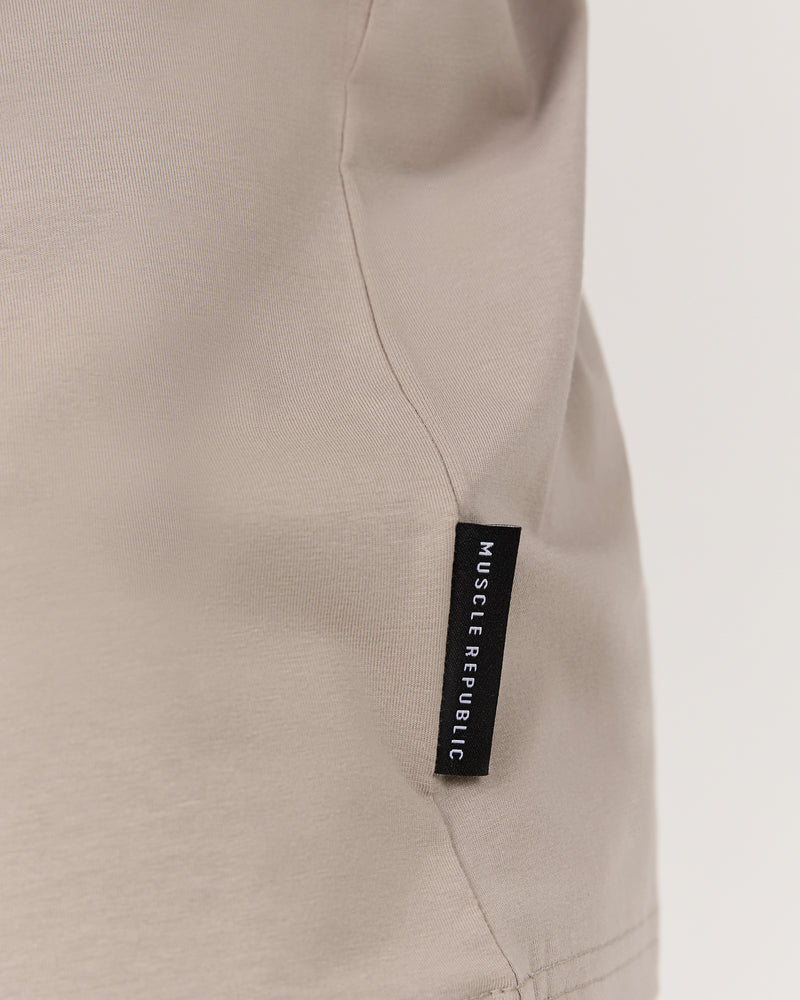 SYDNEY TEE - MUSHROOM – MUSCLE REPUBLIC